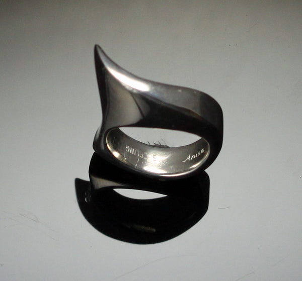 Sm Swoosh Ring-R1008 – Anisa Jewelry