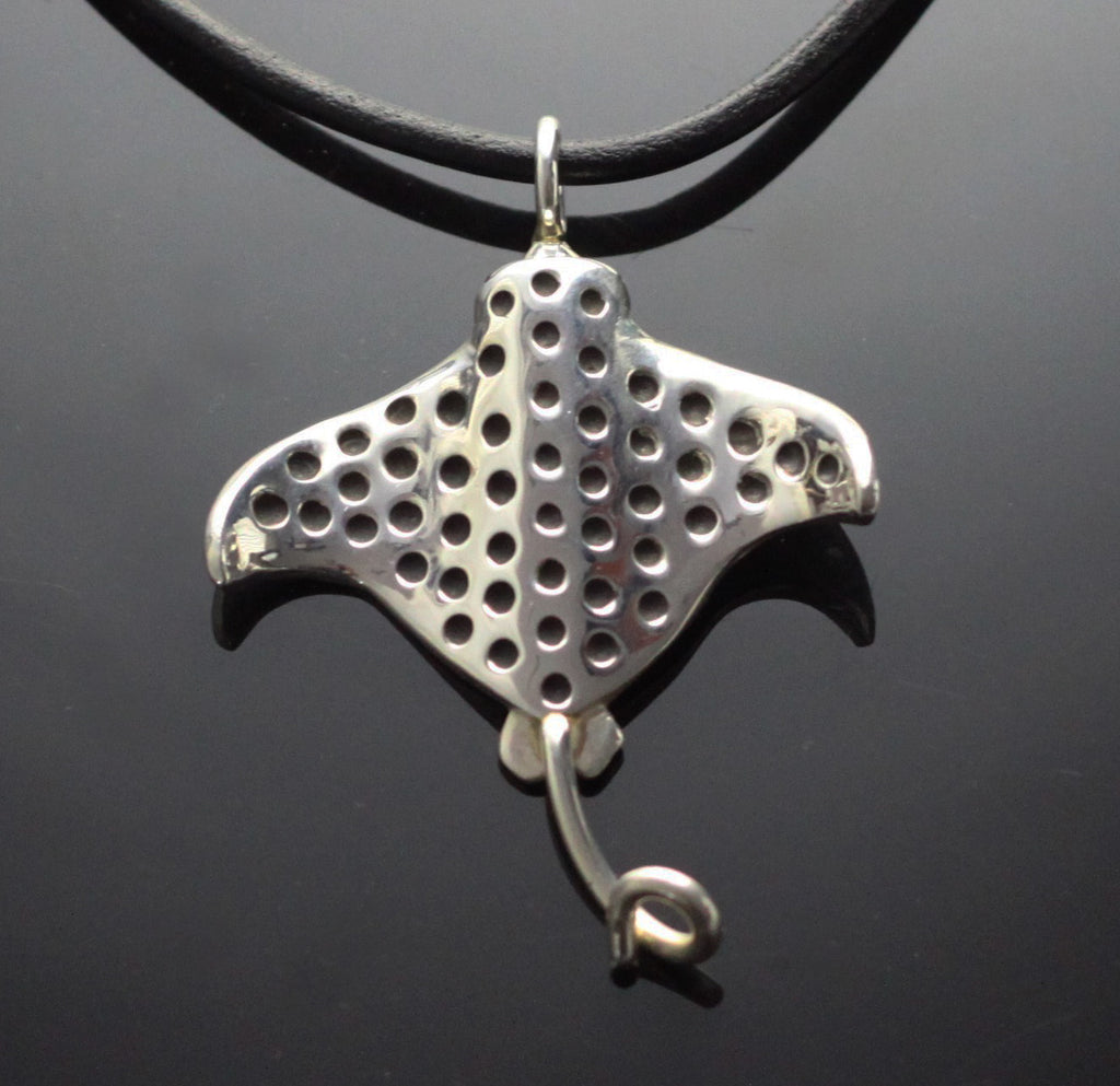 Spotted Eagle Ray Pendant -S1024 – Anisa Jewelry